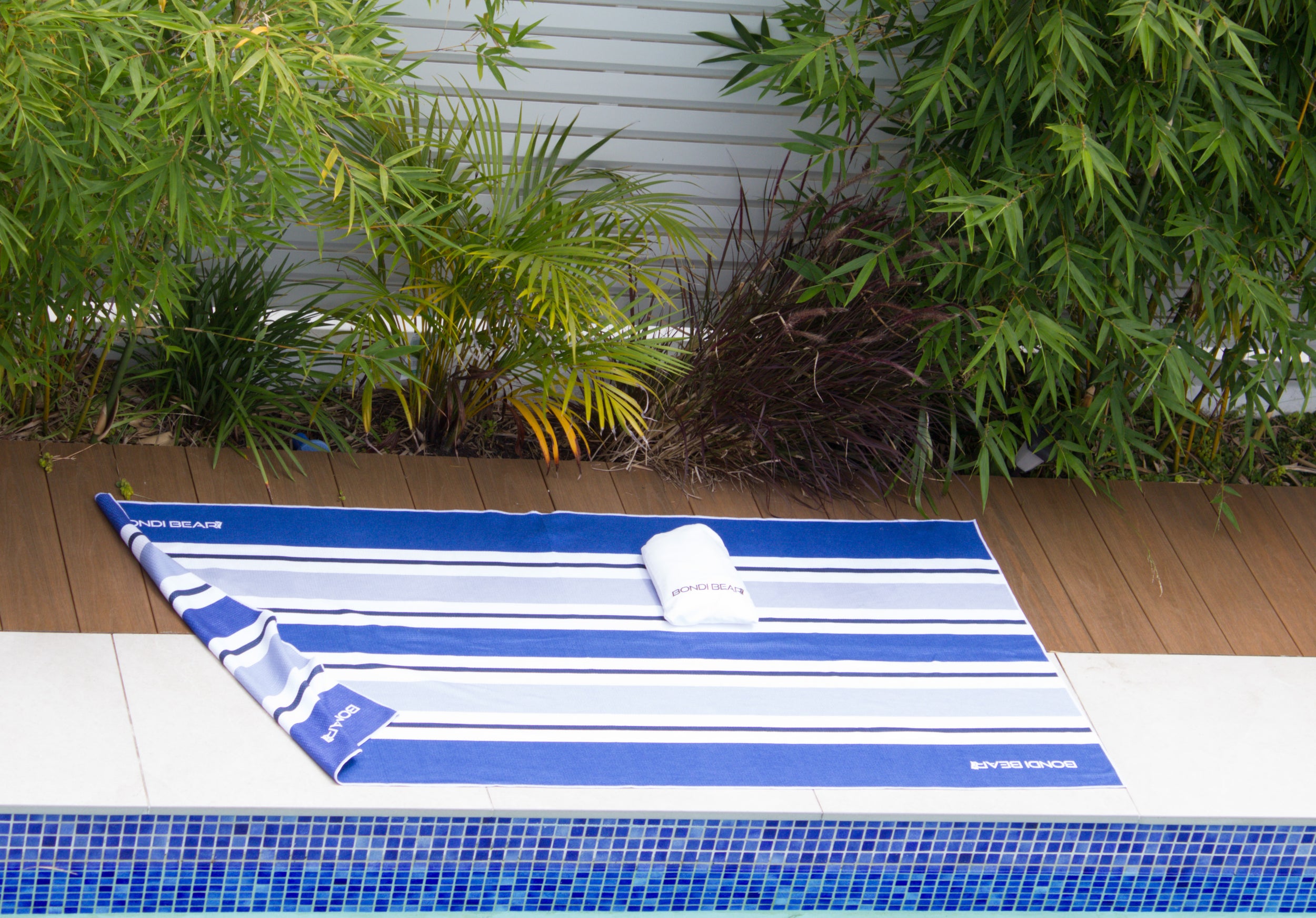 Bondi Bear Sand Free Beach Towels